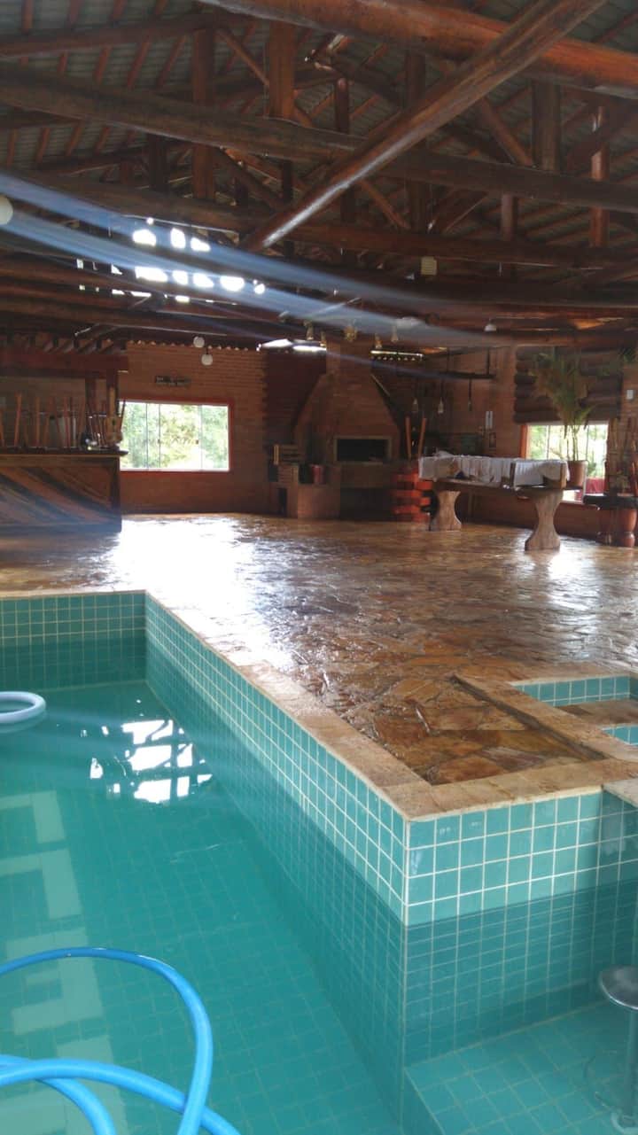 Chácara Piscina 
 Rústica - Guarapuava