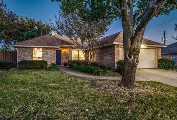 Room In The Heart Of Keller - Southlake, TX