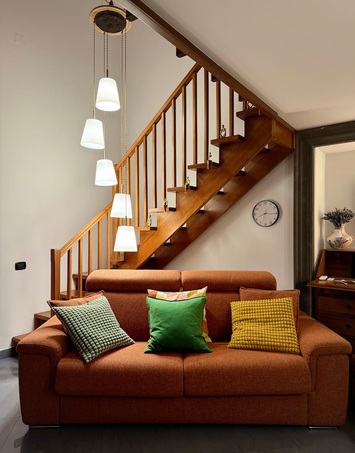 Ann’ Amarì         Amaranto 22,22 - Napels