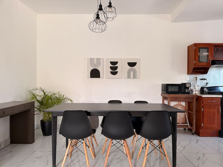 Dpto. A 10 Min Fundidora | Wifi Parking & Coffee - Monterrey