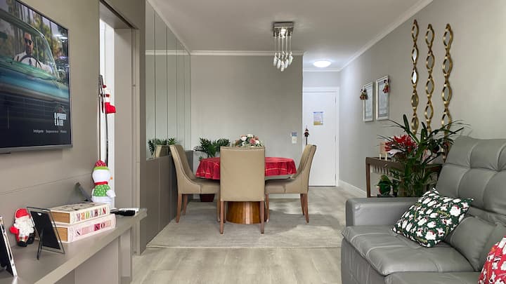 Charme E Mar Em Baln. Camboriú/ 2q / 1vaga - Balneário Camboriú