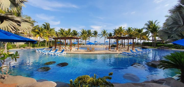 Villa De Descanso En La Playa - Monterrico