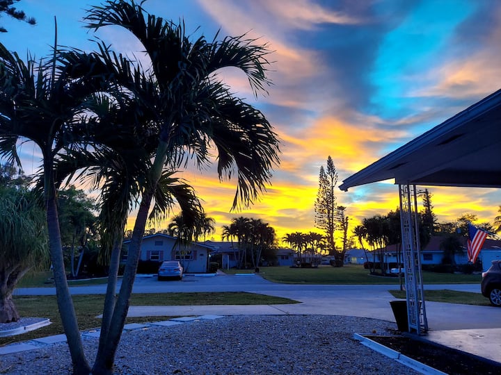 Home Away From Home! - Cape Coral, FL