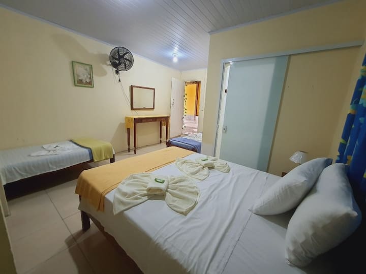 Suíte 4 Pessoas - Trindade, Rio de Janeiro