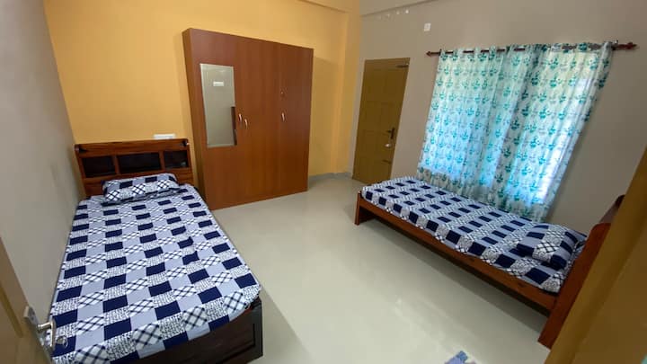 Stay K (Ecor1) - Attingal