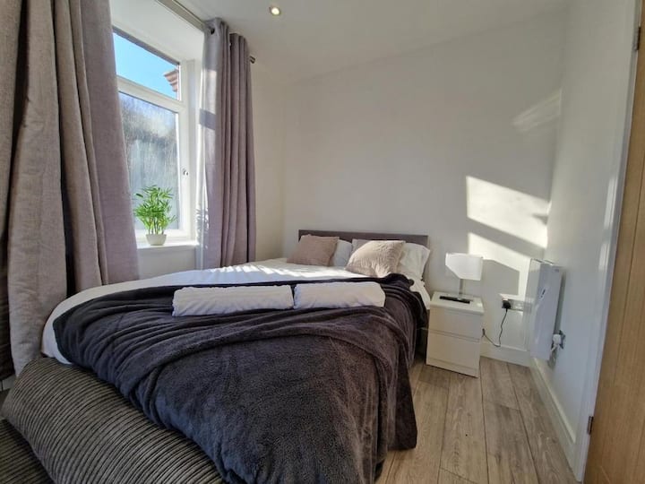 Apartment 1 - The Tynte - Pontypridd