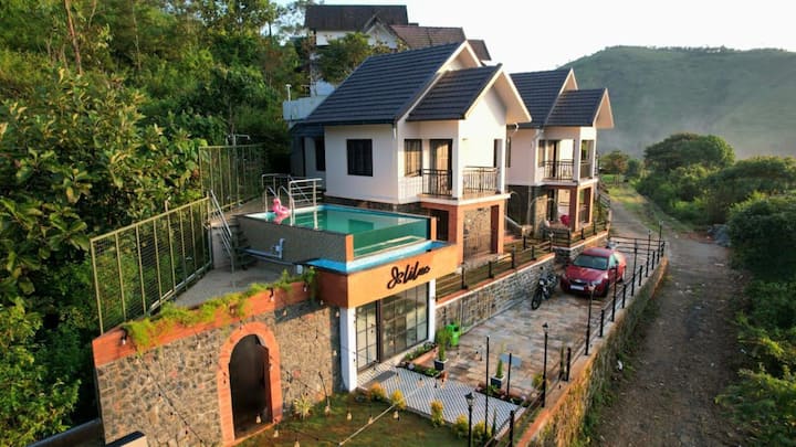 4 Br Infinity Pool Villa Vagamon - Thekkady