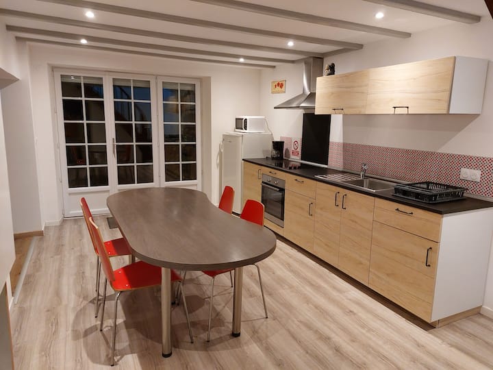 Grande Maison : 2 Logements Indépendants - Deux-Sèvres