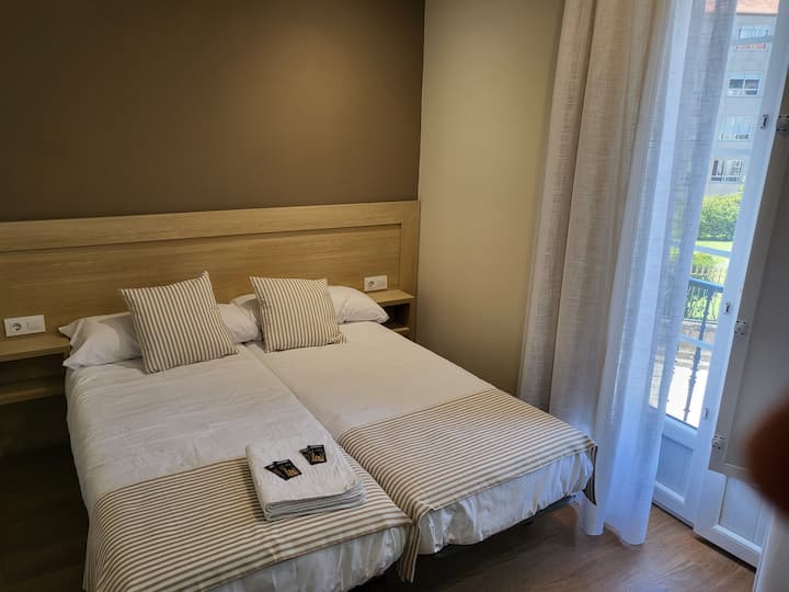 Habitación 204, Dos Camas 90 - Pontevedra