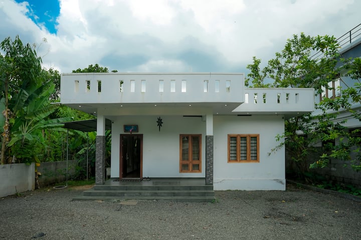 2bhk Near Thekkady Town •Kitchen • Living Area - Thekkady