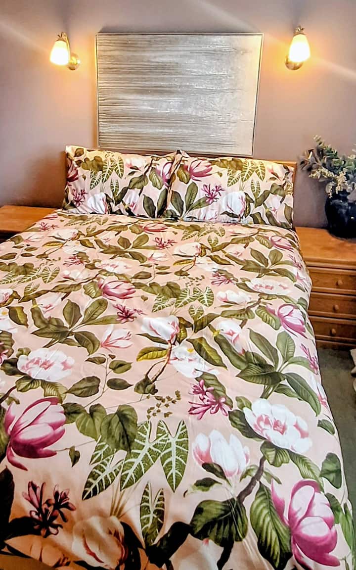 Charming And Cosy Bungalow. - Salisbury