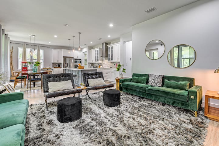 3 Mi To Usf: Dog-friendly Home W/ Large Yard - Temple Terrace, FL