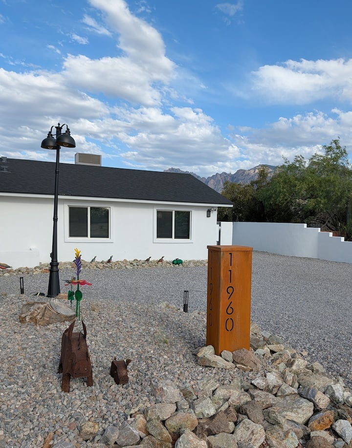 Private Desert Retreat - Oro Valley Mountain Views - Oro Valley, AZ