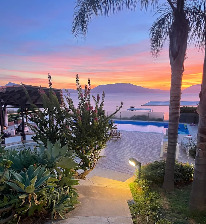 Villa Con Piscina Terrasini Palermo Italia - Cinisi