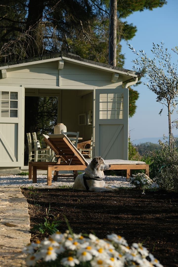 Calm Umbria Space W Private Garden & Lake Views - Castiglione del Lago