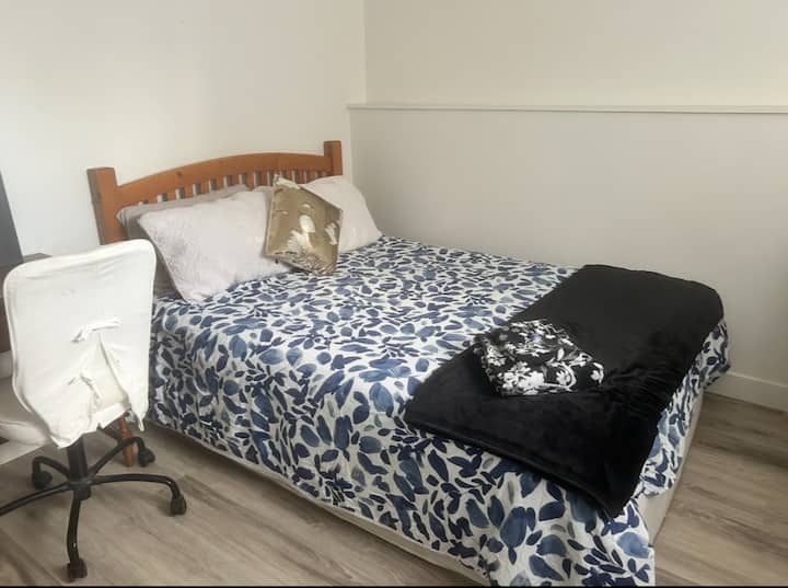 Hollywood Home Near Ubco - Kelowna