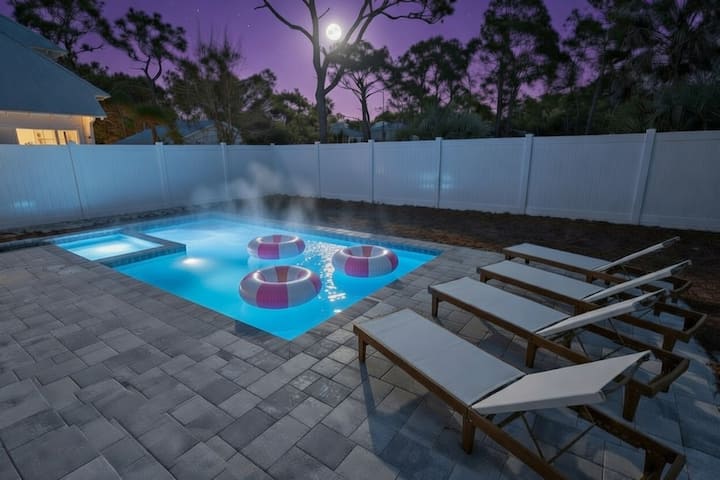 Pool • Hot Tub • Bikes • Beach • Pet Friendly - 錫賽德