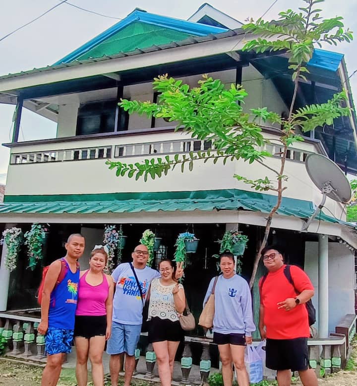 Vacation Home For Tourists Spots Nearby
"Pabalate" - Hinatuan