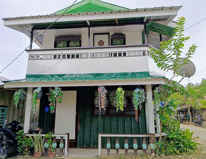 Vacation Home For Tourists Spots Nearby
"Pabalate" - Hinatuan
