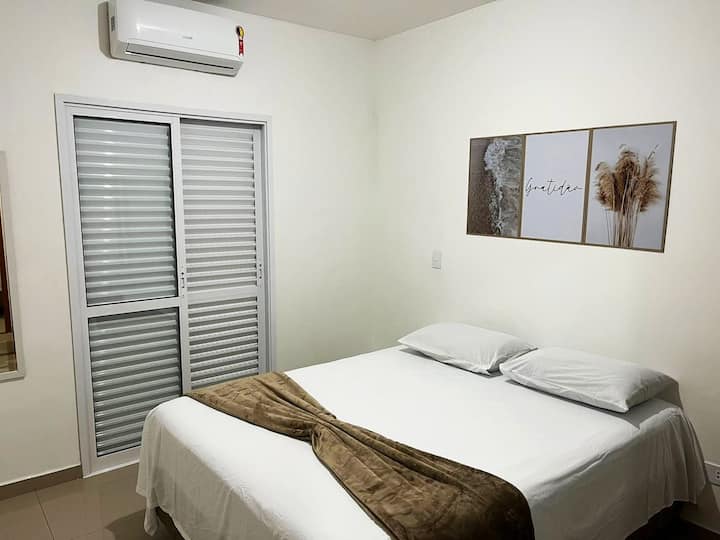 Apto Novo, Pisc, Ar Condicionado, 2 Vagas Garagem - Ubatuba