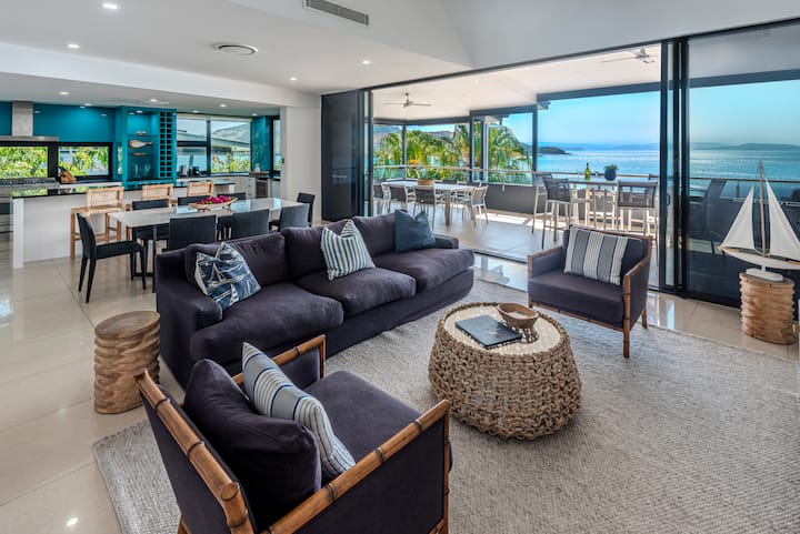 Edge 12 Absolute Ocean Front - Hamilton Island