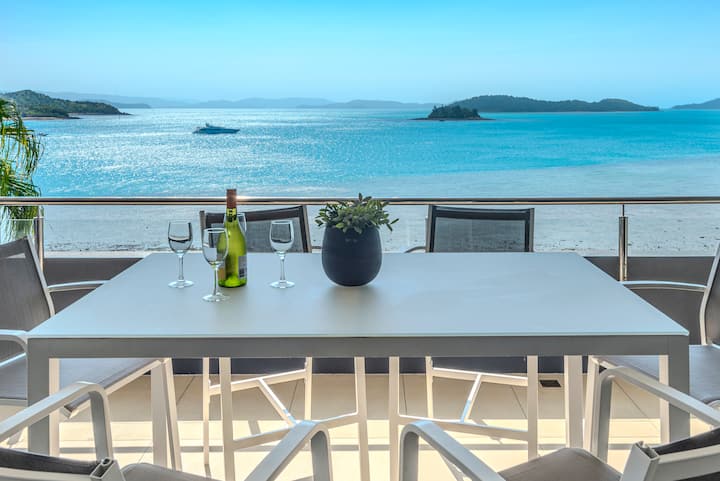 Edge 12 Absolute Ocean Front - Hamilton Island