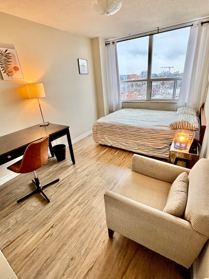 Comfortable Room Heart Of Dt-great Location & View - Toronto