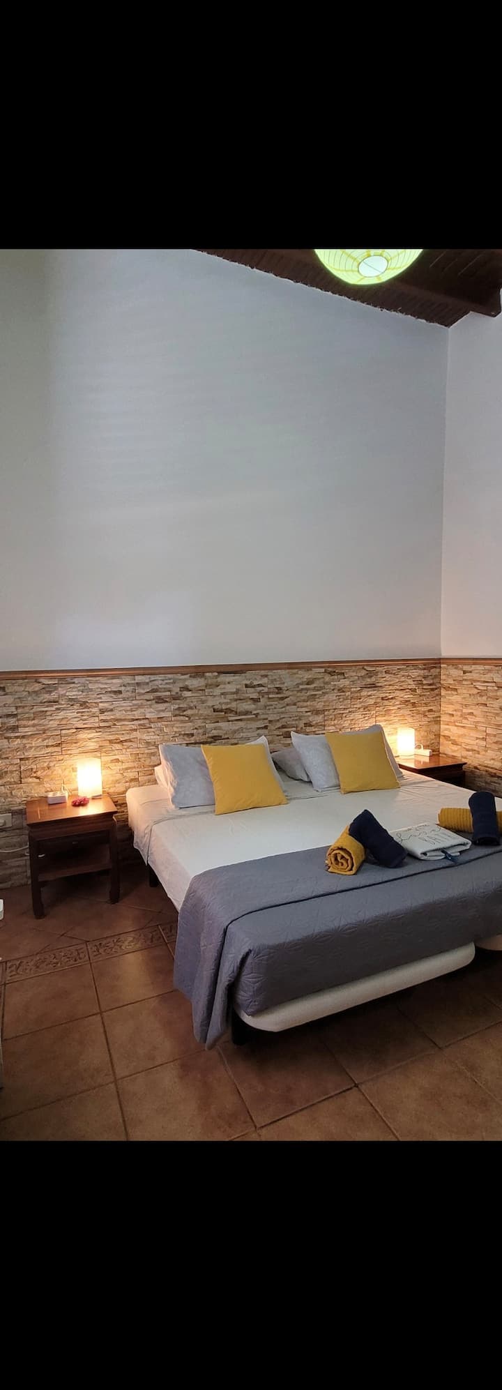 Vecindario, Habitacion Privada 3 Camas - Playa del Inglés