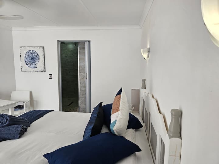 Beach Room - Estcourt