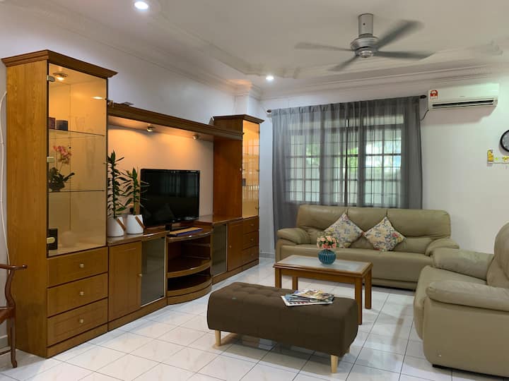 Cozy Modern Classic Home In Ipoh - Ipoh