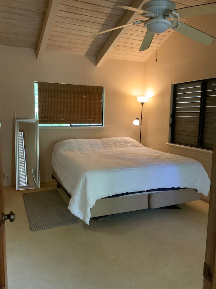 Private  Bedroom Near Queens Bath Trail - Kauai, HI