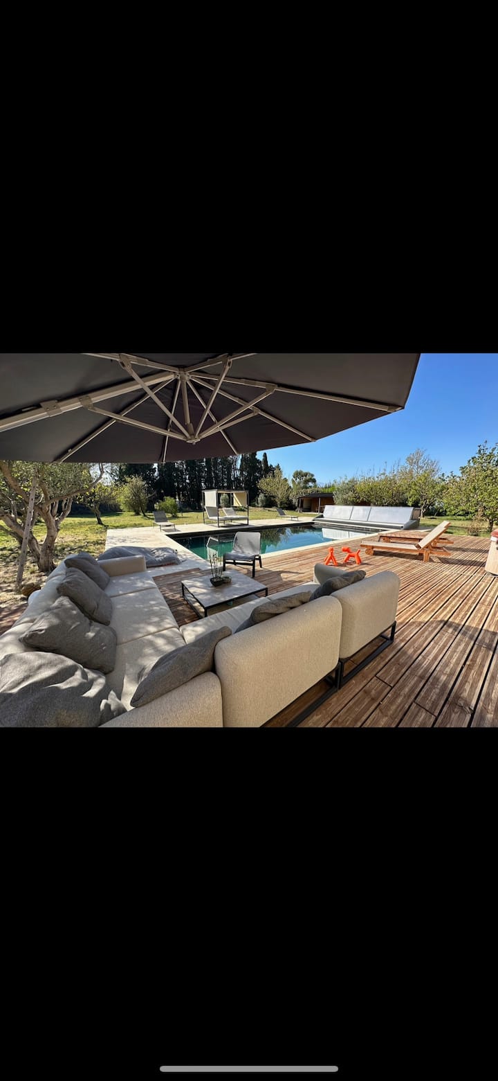 Villa 14 Personnes + Piscine Et Grand Terrain - Pyrenees