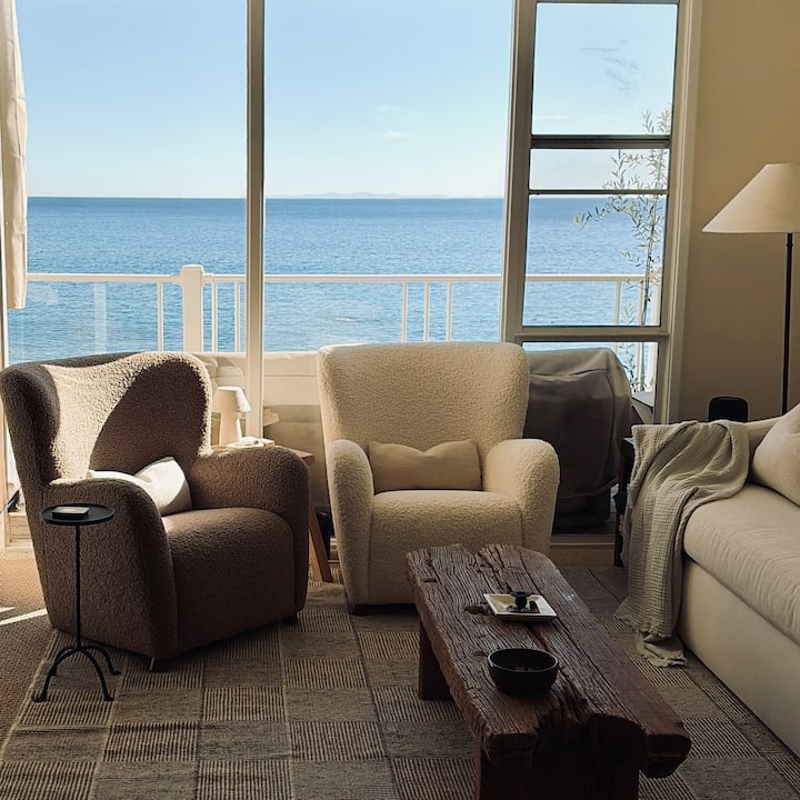Malibu Beachfront Condo | 1br, Steps To Sand - Malibu