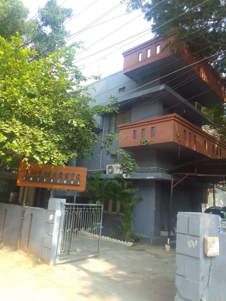 Satya Homes 3bhk-near Beach Road-500meters - Visakhapatnam