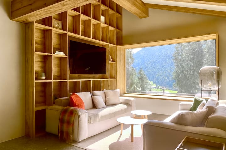 Neu Renoviertes Chalet Mit Ruhe, Aussicht & Sauna - Klosters-Serneus