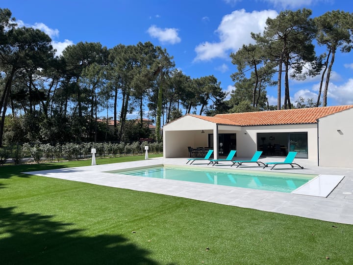 Villa Neuve Avec Piscine «&nbsp;Les Iris&nbsp;» - La Palmyre
