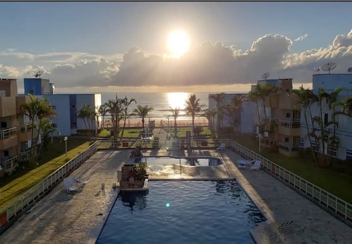 Apartamento Beira-mar Com Piscinas - Itapoá