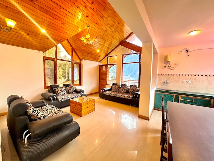 2 Bedroom Apartment With Shared Lobby - Manali