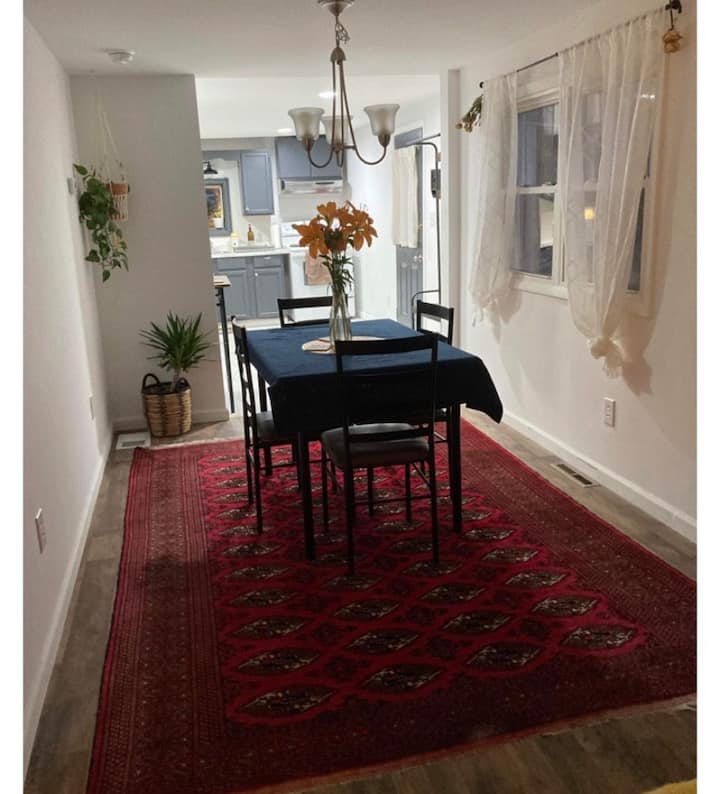 Cozy Saratoga Home- 5 Min Walk To Broadway - Saratoga Springs, NY