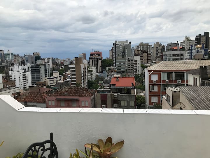 Duplex P/8 C/terraço. - Porto Alegre