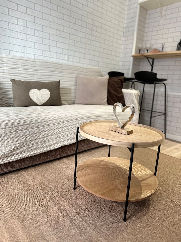 Estudio Acogedor Y Moderno - Madrid