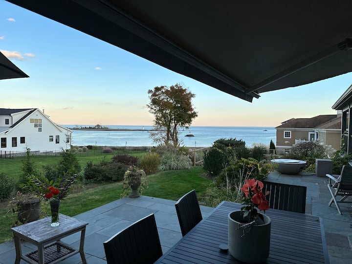Modern Home Spectacular Water View, Outdoor Living - Bridgeport