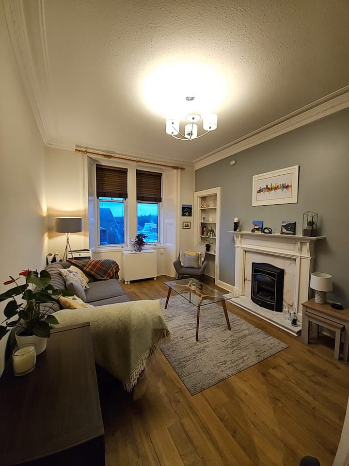 Bright 2br Flat | Walk To Centre & Stockbridge - Edinburgh