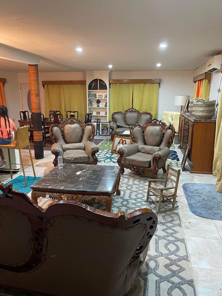 Jezami Hideaway - Tonga