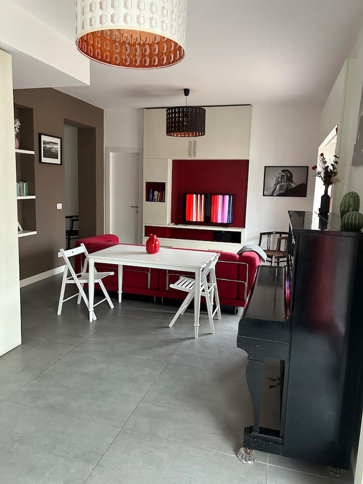 Casa Libeccio, Spaziosa E Con Posto Auto. - Naples, Italie