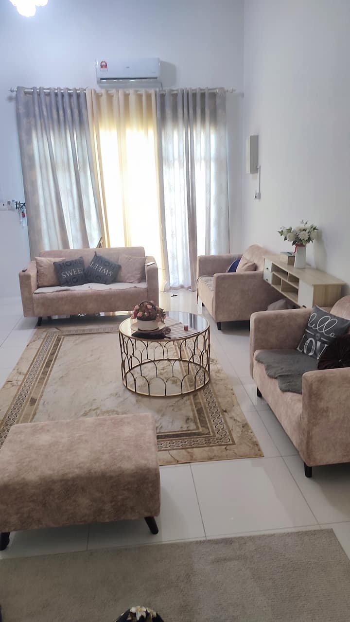 Modern Minimalist Homestay Yarrapark - Sungai Petani
