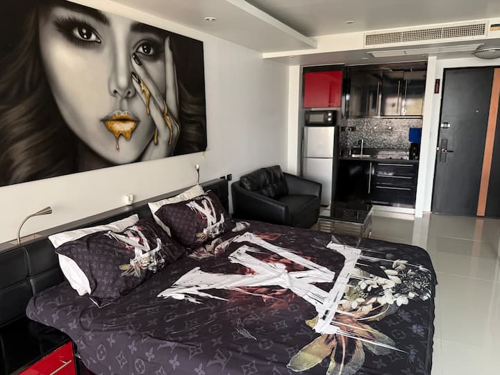 Great Location Studio With Jacuzzi Kitchen Clean - Patong Beach