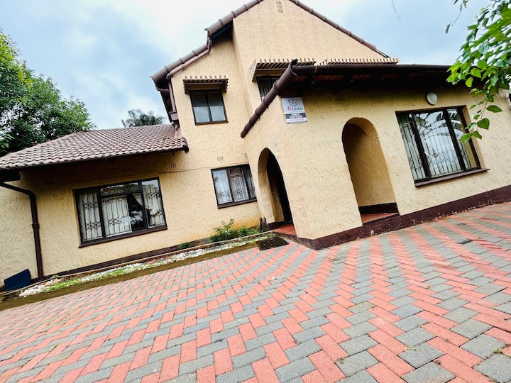 21 Beech Road - Umhlanga