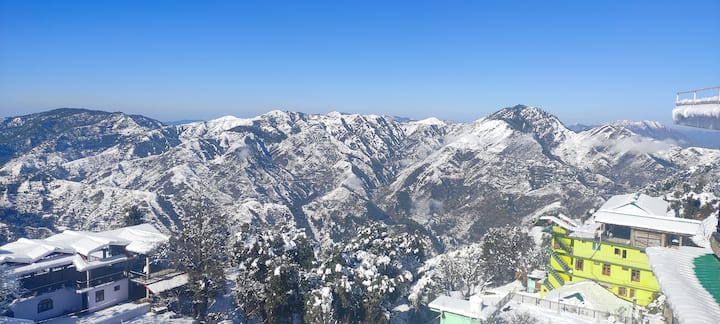 Vintage Woods Inn Room 105 - Shimla