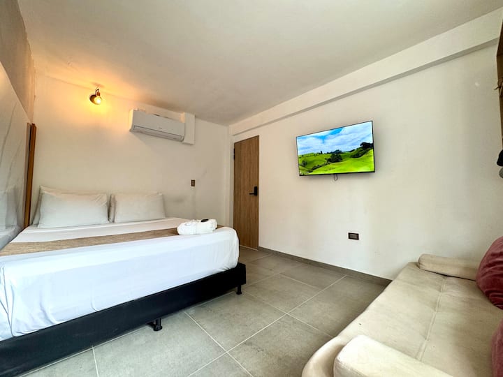 The Luxe Boutique  With A/c, La 70 (201) - Medellín